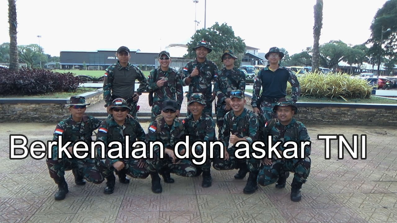 Askar TNI berada di Malaysia. - YouTube