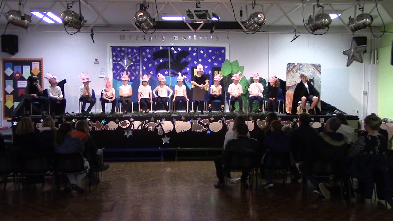 Performing Arts Club-12 Angry Pigs - YouTube