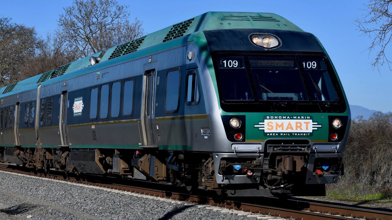 SMART Commuter Train in California's San Francisco Bay Area - YouTube