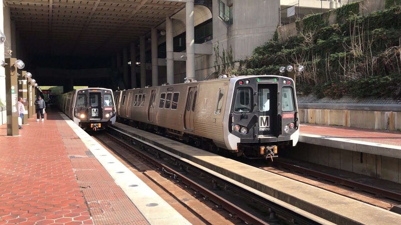 WMATA Washington Metrorail Green Line Trains @ Prince George's Plaza (3 ...