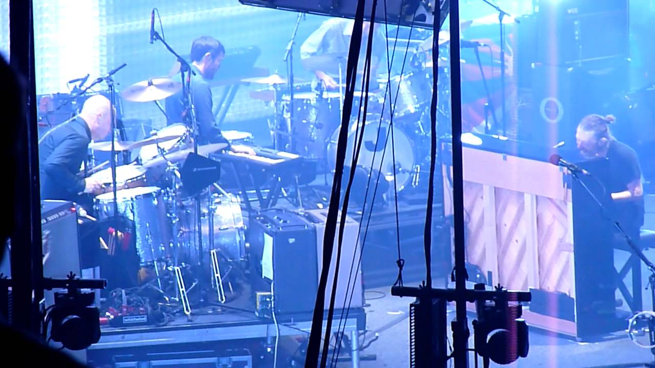 Radiohead - Videotape - Live 02 Arena 09/10/2012 [HD] - YouTube