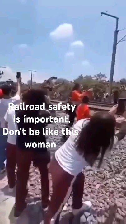 CP KCS 2816 incident - YouTube