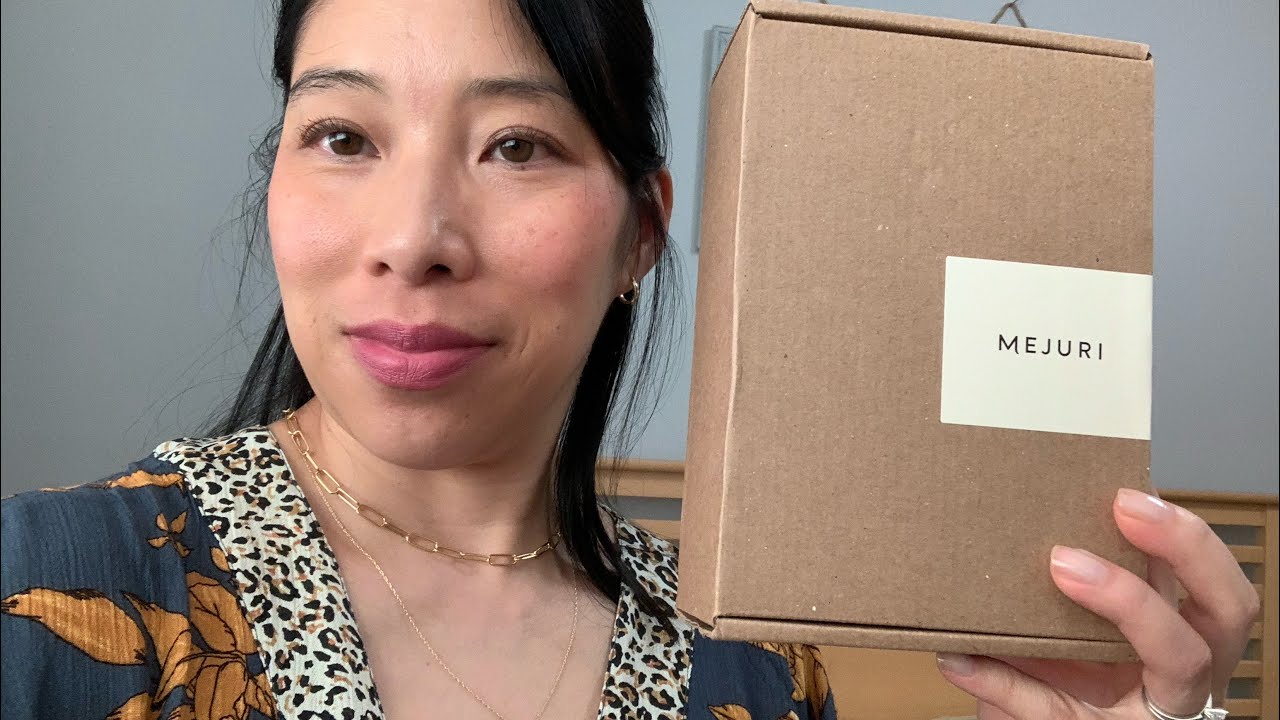 Mejuri unboxing and first impression of their customer service - YouTube