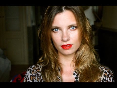 Hot Red Lips Makeup Tutorial | A Model Recommends