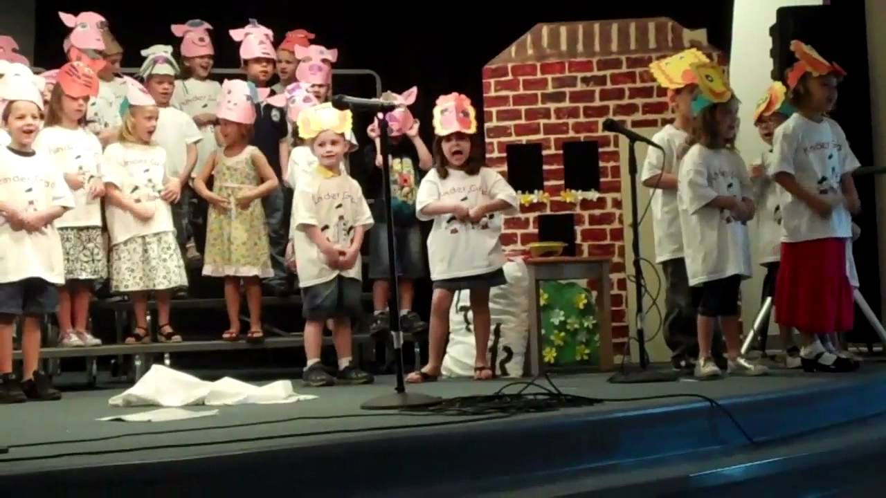 Raylynn's little red hen school play kindergarten pt 3 - YouTube