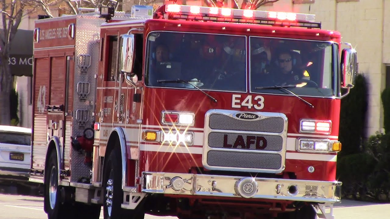 LAFD Engine 43 Responding - YouTube