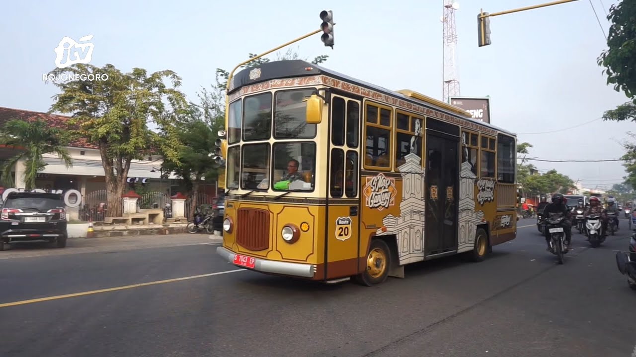 Bus Si Mas Ganteng Gen 2 Layani Rute Tuban – Stasiun Bojonegoro - YouTube