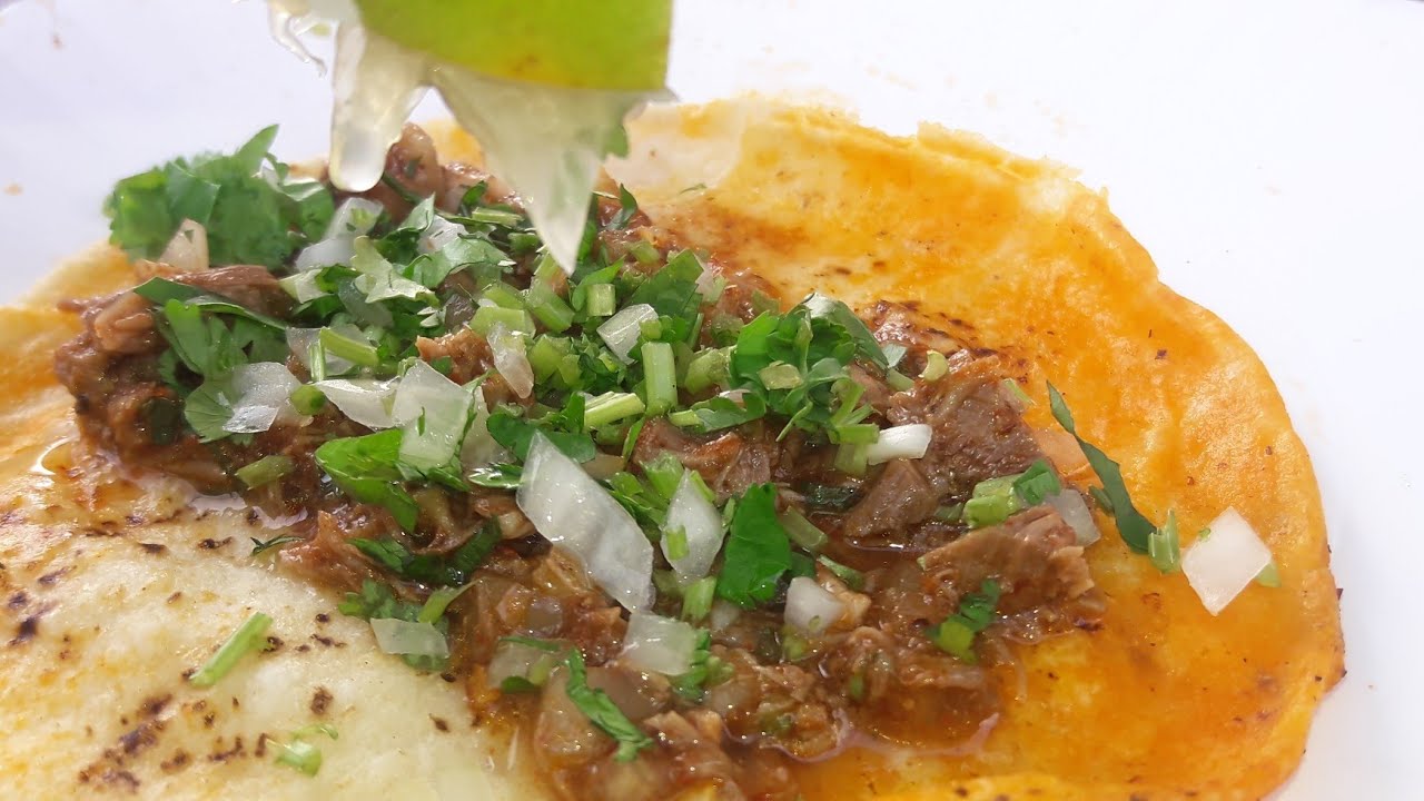 STREET BIRRIA | LOS ANGELES CALIFORNIA - YouTube