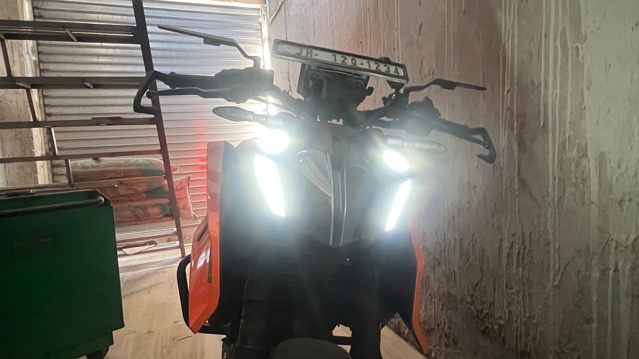 Stealth Mirror For Duke 390 3rd gen - YouTube