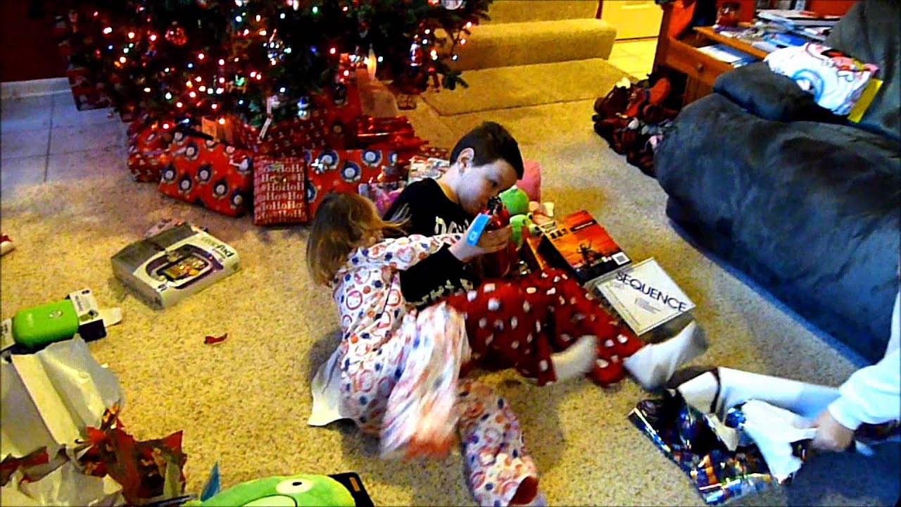 Lily Finally Gets Wuggle Pets - From Spencer - XMAS 2011.wmv - YouTube