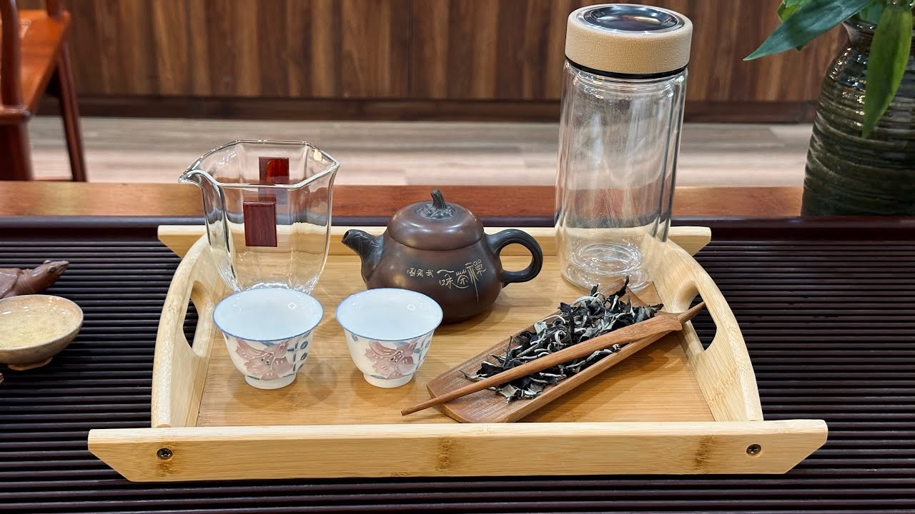 Guide on brewing Shan Tuyet White Peony Tea - Brew better tea, the ...