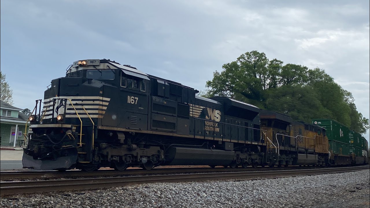 NS 1167 leads a long NS 28R hauling tail through Lowell! 3-31-2023 - YouTube