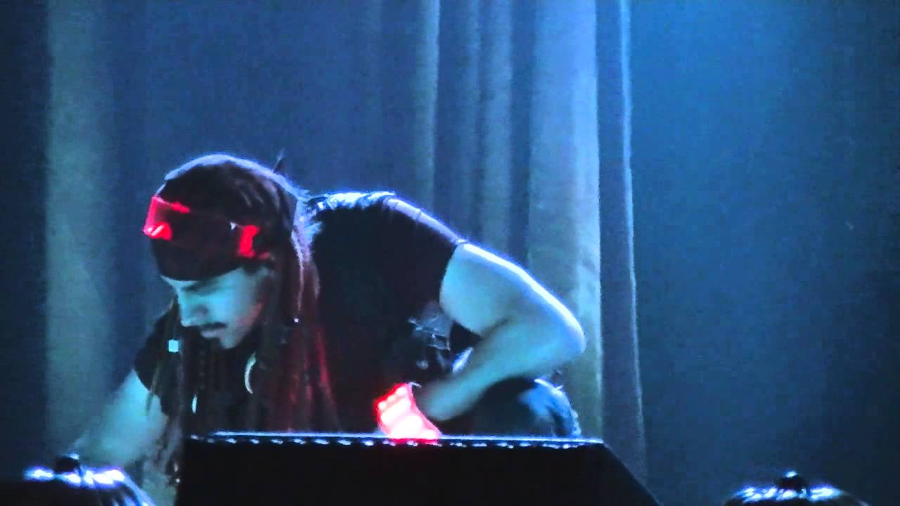 SPG Concert at Youmacon 2014 (0/17) - YouTube