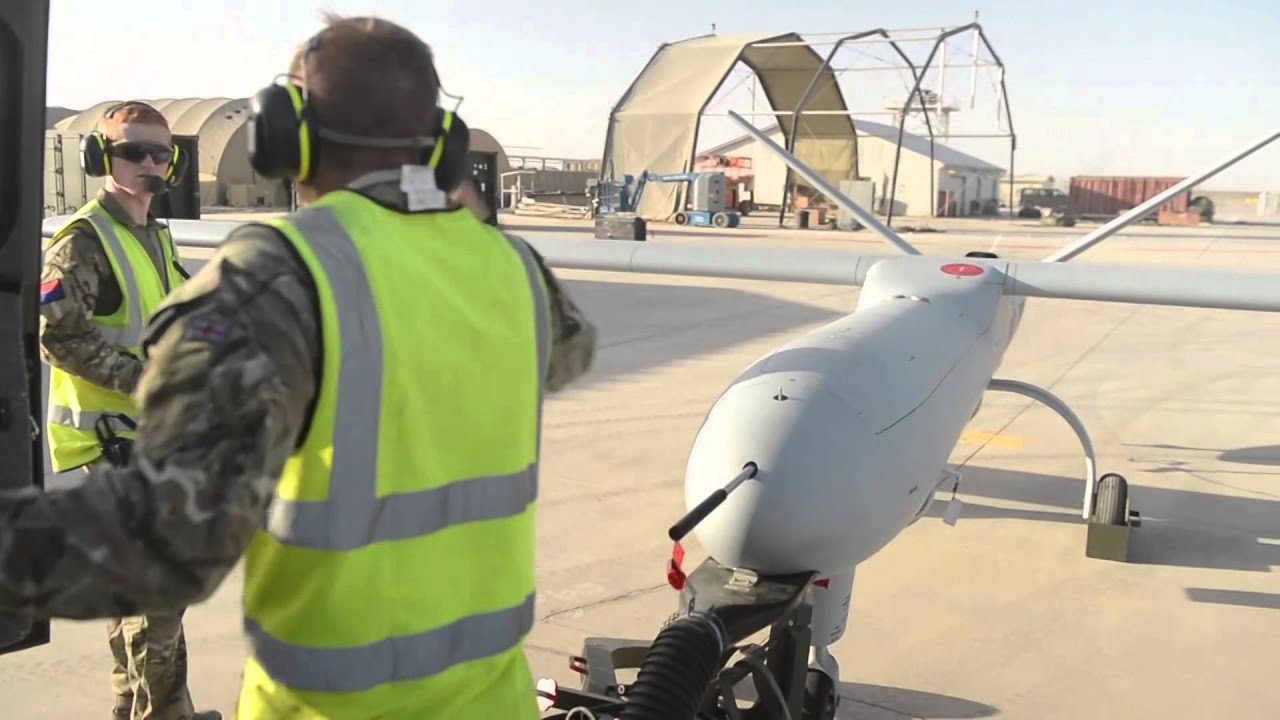 BRITISH ARMY WATCHKEEPER DRONE IN AFGHAN | mil-vids.com - YouTube