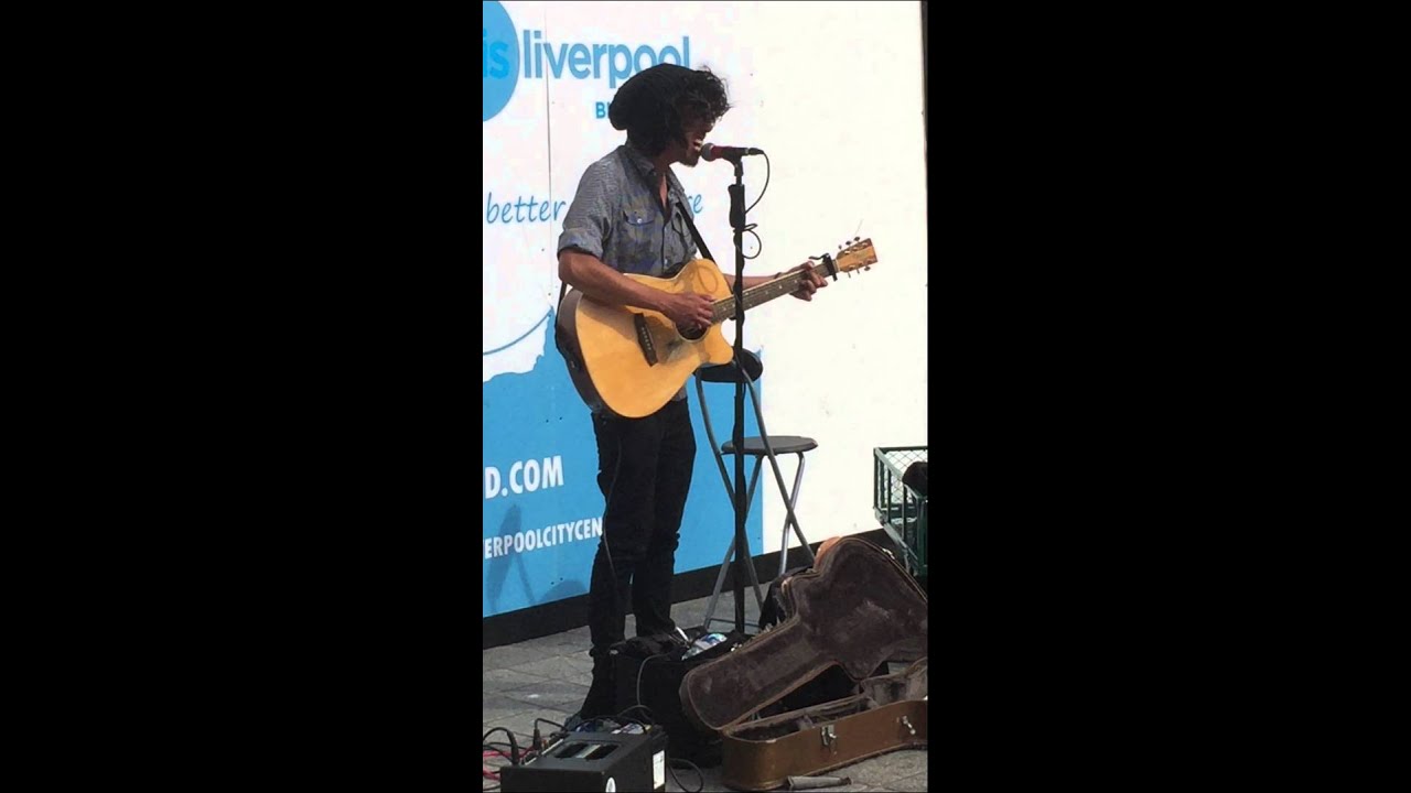 Amazingly talented. Guy busking in Liverpool. - YouTube