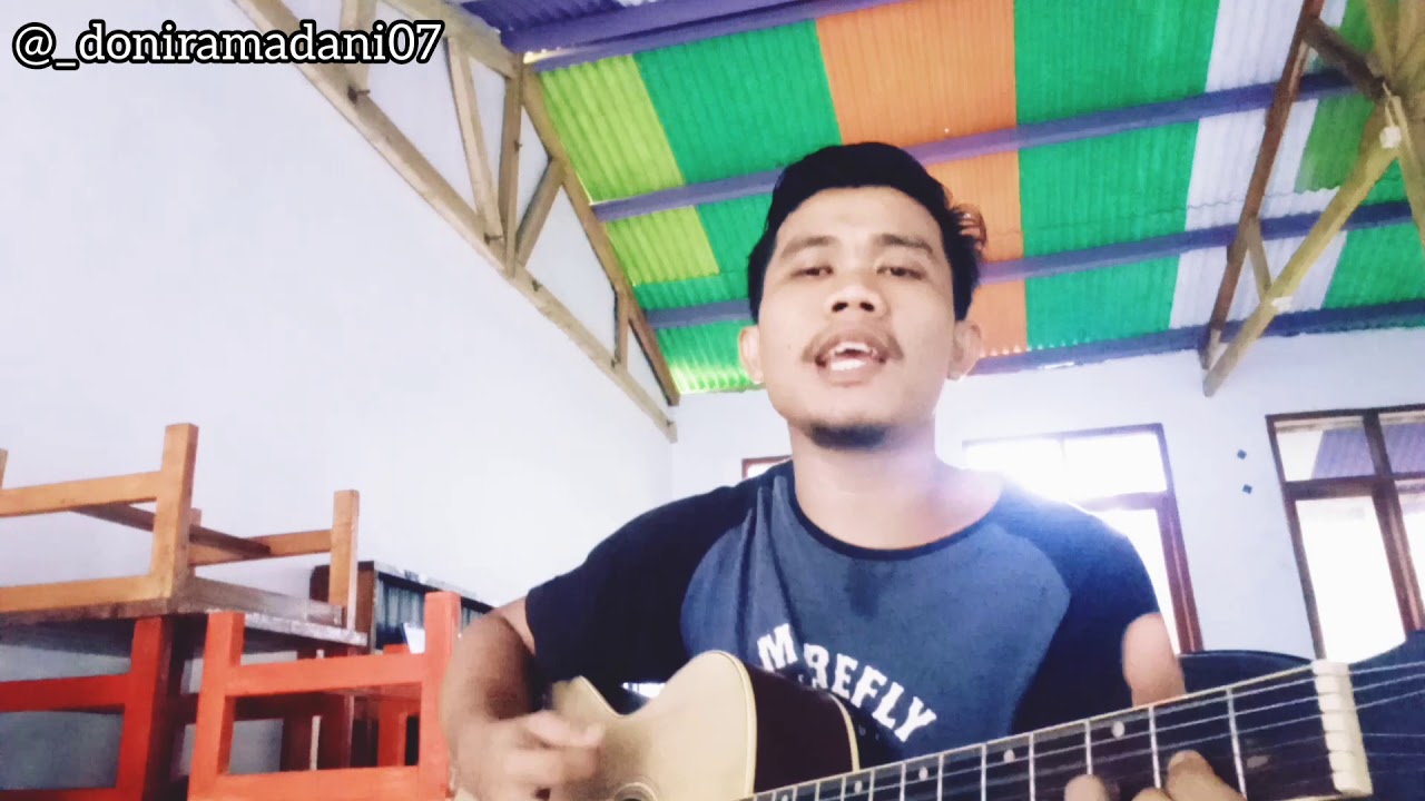 Tetap Disini _ Doni Ramadani New Single - YouTube