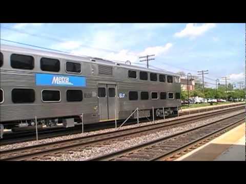Amtrak 3: The Southwest Chief and Metra 1237 on the BNSF Racetrack ...