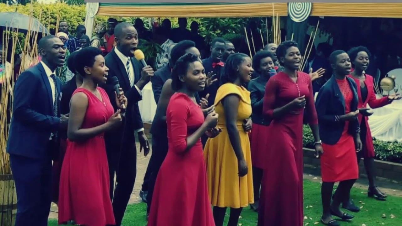 INDIRIMBO 2 ZA CHORAL Y'ABASORE N'ABAKOBWA YITWA IBYIRINGIRO ...