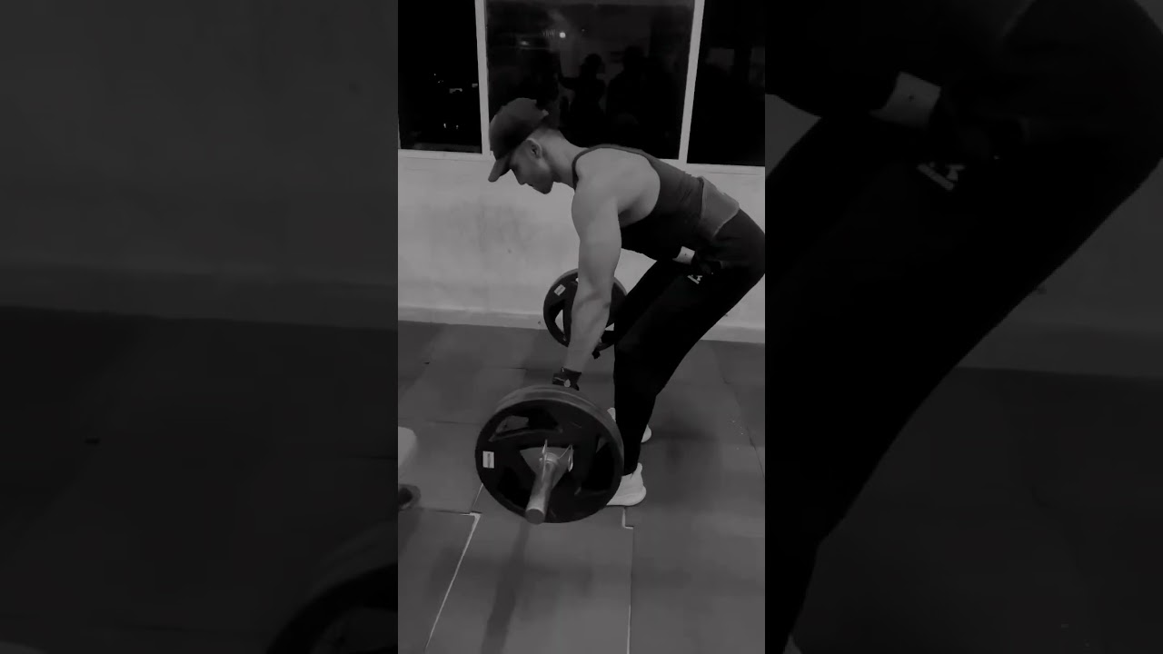 Barbell rowing - YouTube