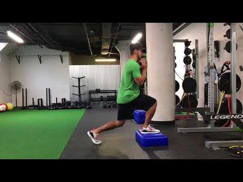 DEFICIT REVERSE LUNGE - YouTube