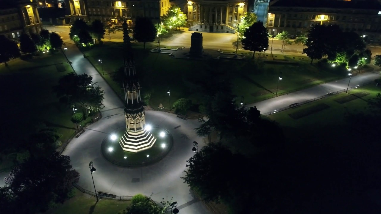 Hamilton Square War Memorial / Birkenhead Cenotaph (night) - YouTube