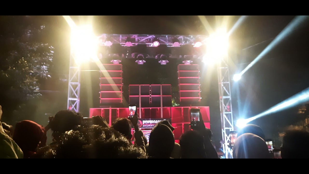Protons audio jember 15sub full lighting - YouTube