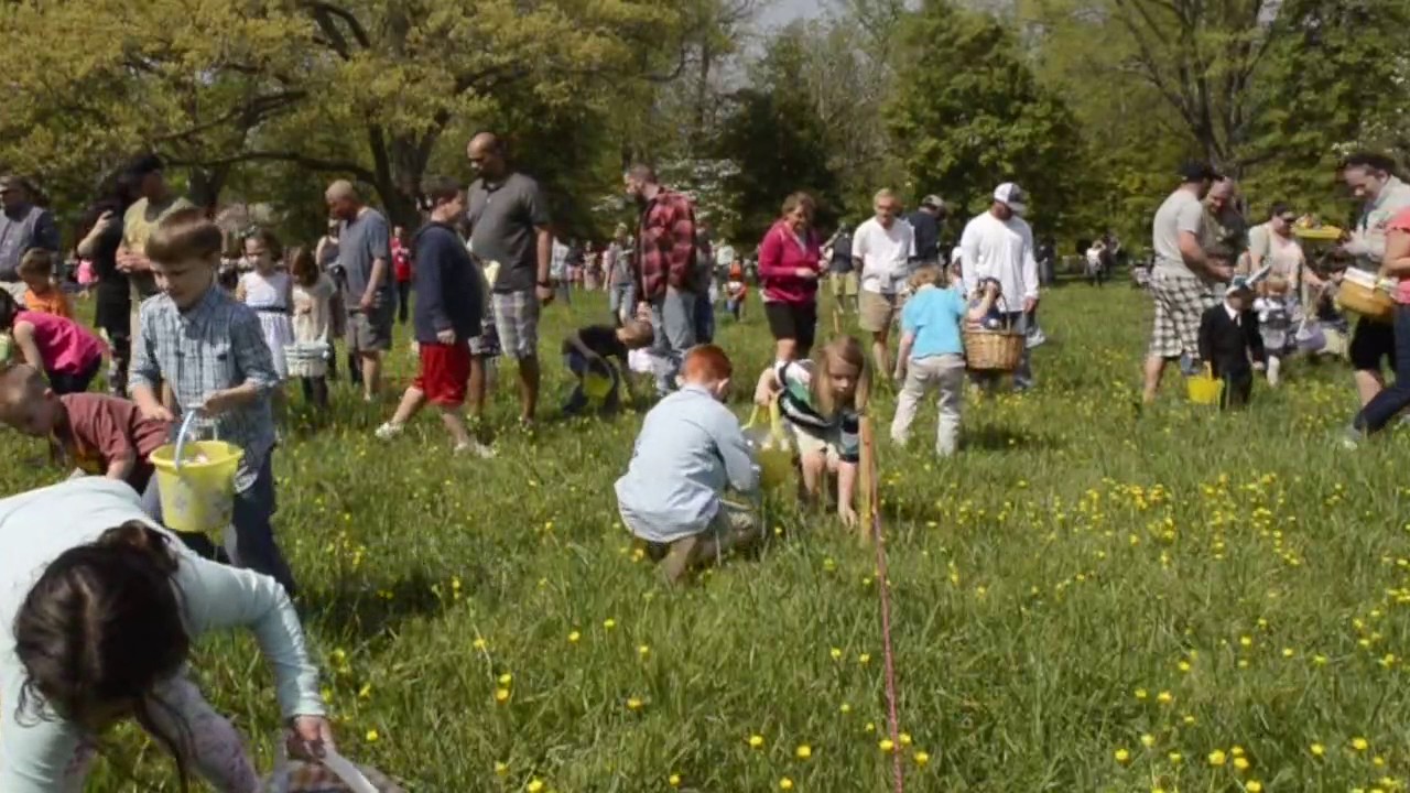 04 15 2017 Stratford Easter Egg Hunt3 - YouTube