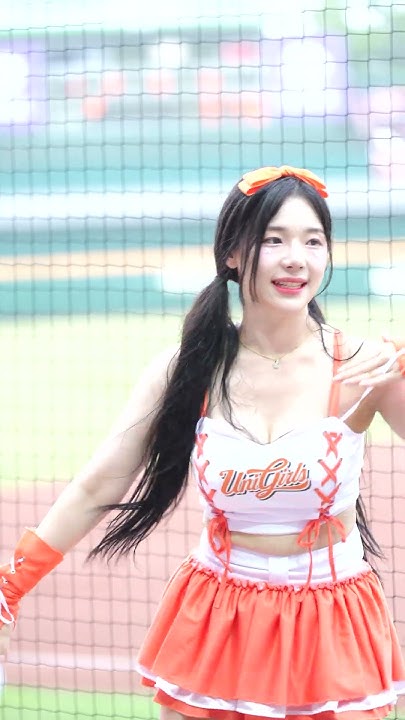 趙娟週조연주｜Unigirls｜府城巷弄0601｜心連心 - YouTube