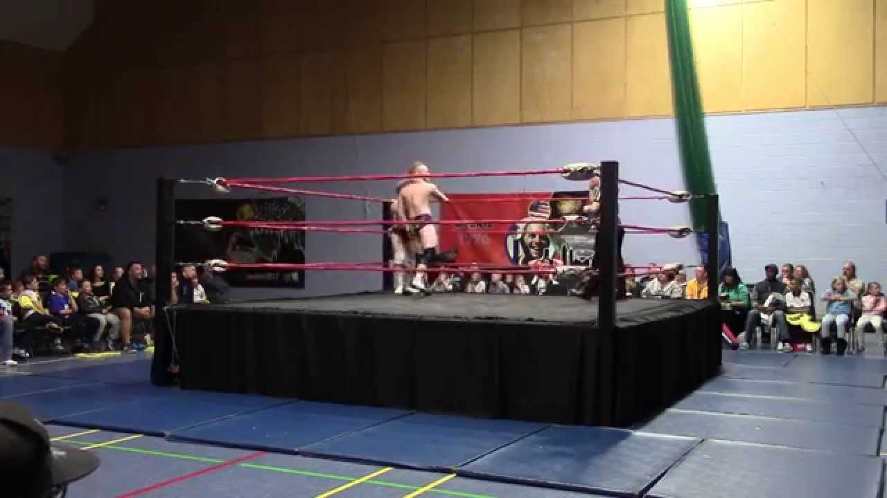 Mike Bird vs Chase Alexander - YouTube