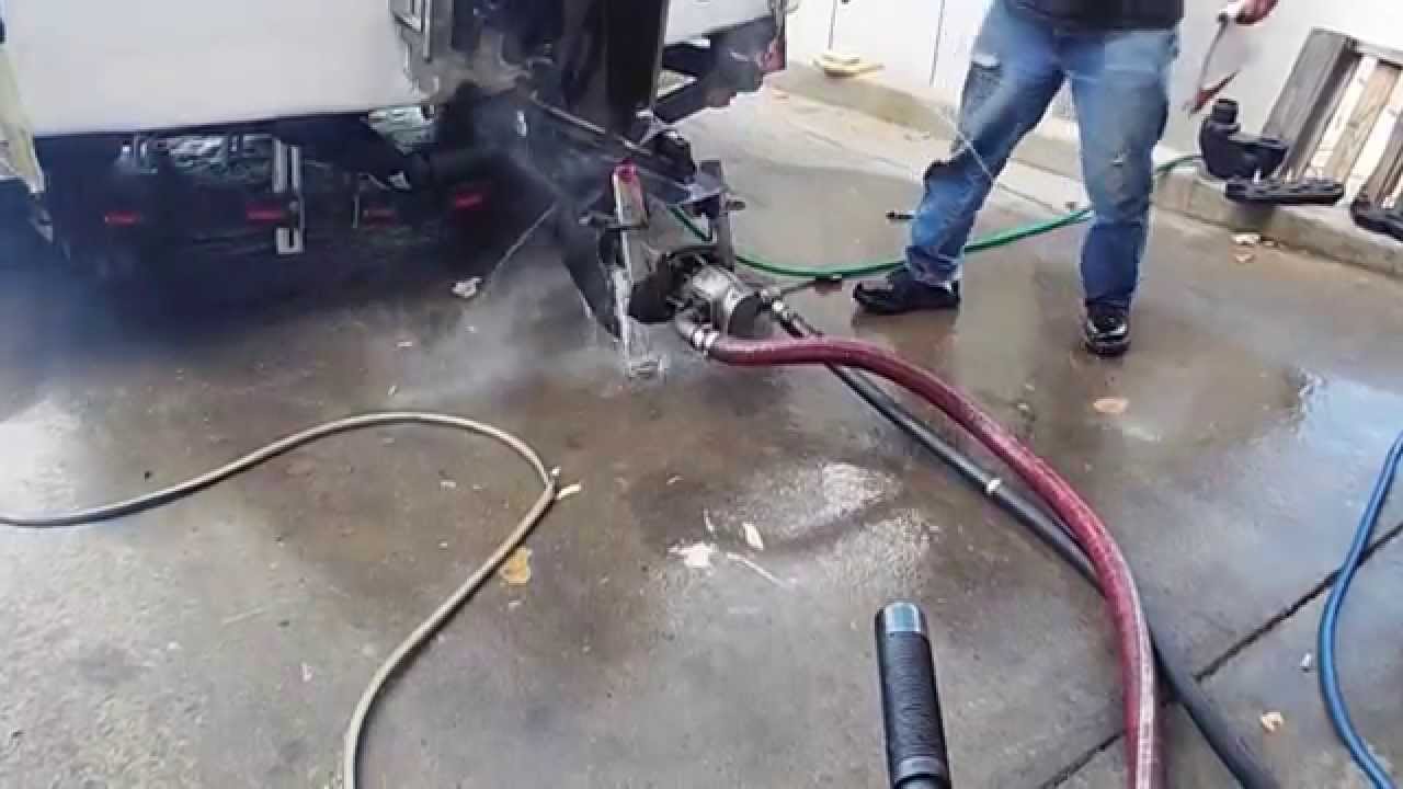 Mercury Black Max 150 Hp Dyno Test 10-3-14 - YouTube
