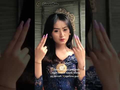 BIDADARI BALI