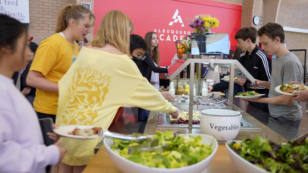 SAGE Dining - Campus Spotlight - YouTube