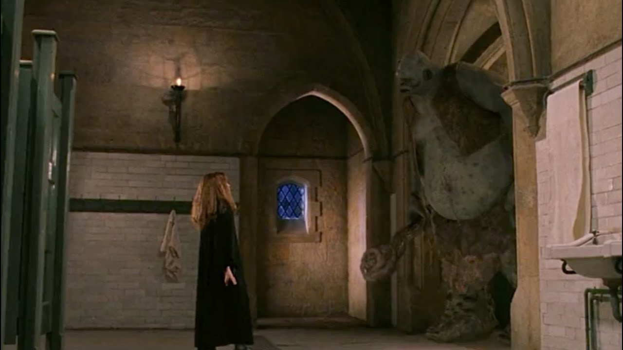 Troll in the Castle - Harry Potter and the Philosopher's Stone - YouTube