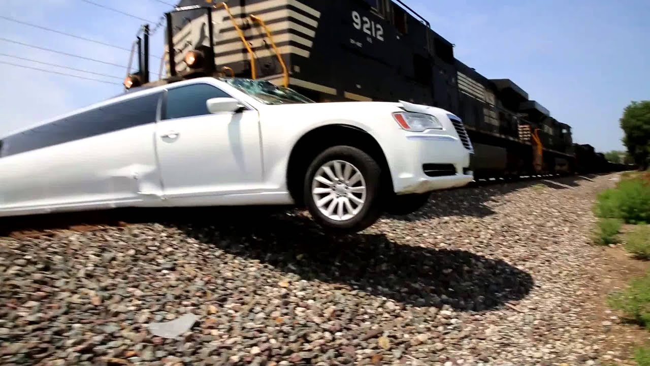 Amazing Limo vs Train Crash Elkhart County - YouTube