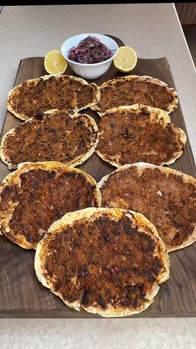 Crispy, Meaty & Irresistible! Must-Try Turkish Street Food #lahmacun # ...