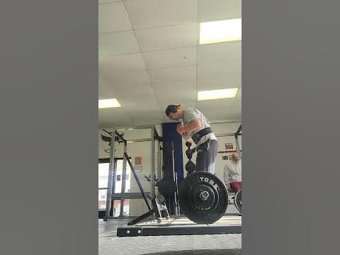 Week 10 Day 4 Pause Deadlift 385 lbs - YouTube