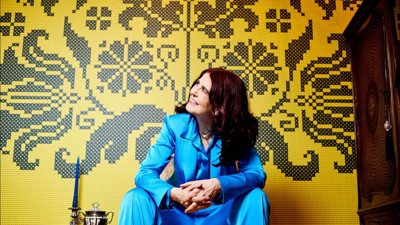 crossoverdesign design studio Dr. Elke Wagner - YouTube