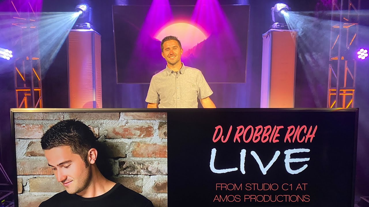 Robbie Rich LIVE - YouTube