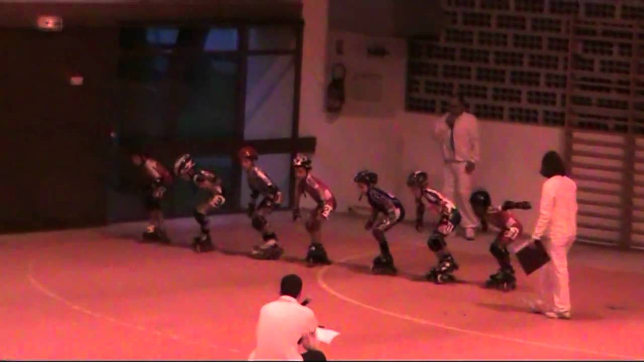 Challenge IdF Roller à Breuillet - Courses MiniG - 05/12/2010 - YouTube