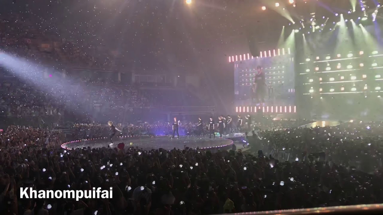 [040818] Wanna One World Tour ONE : THE WORLD in Bangkok - YouTube