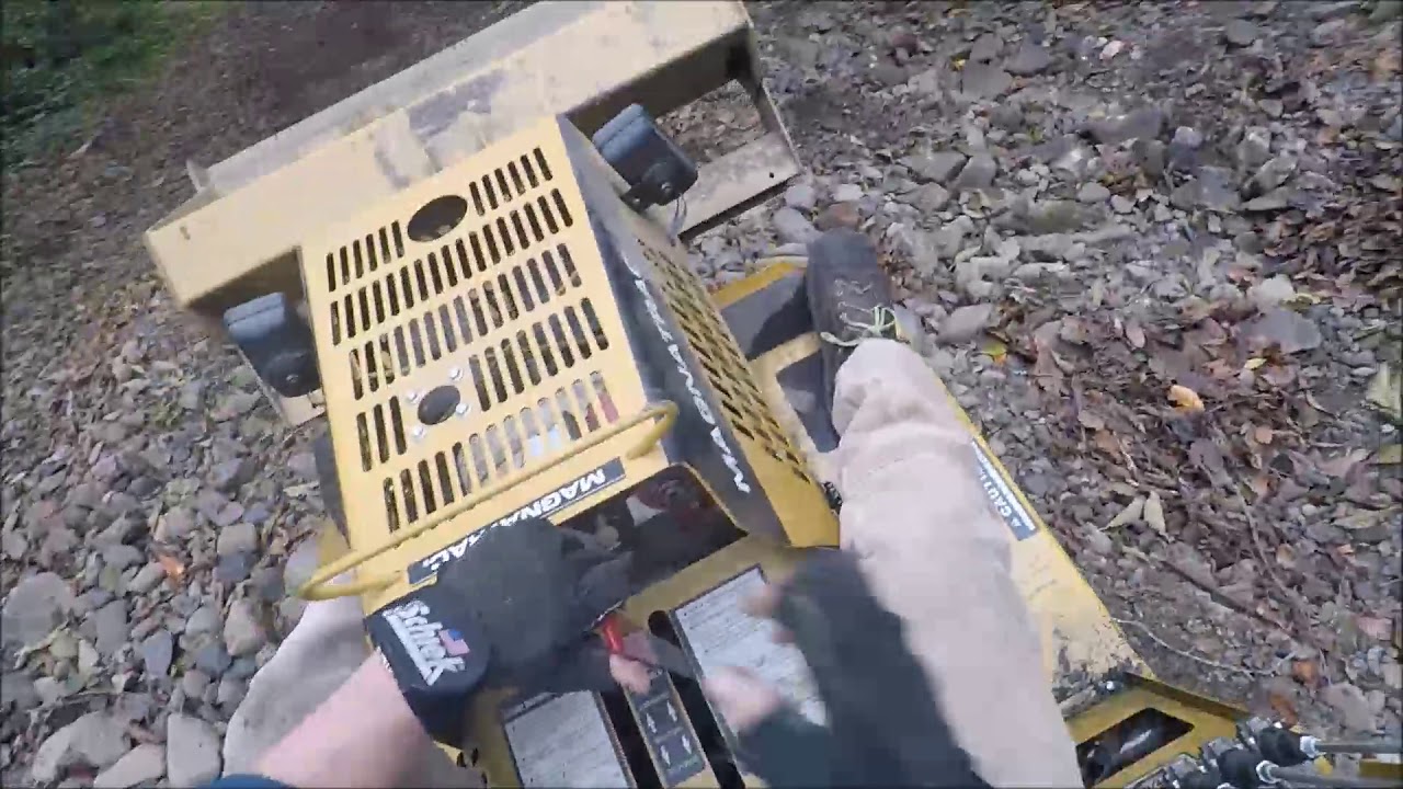 RS1000 Dragging Logs - YouTube