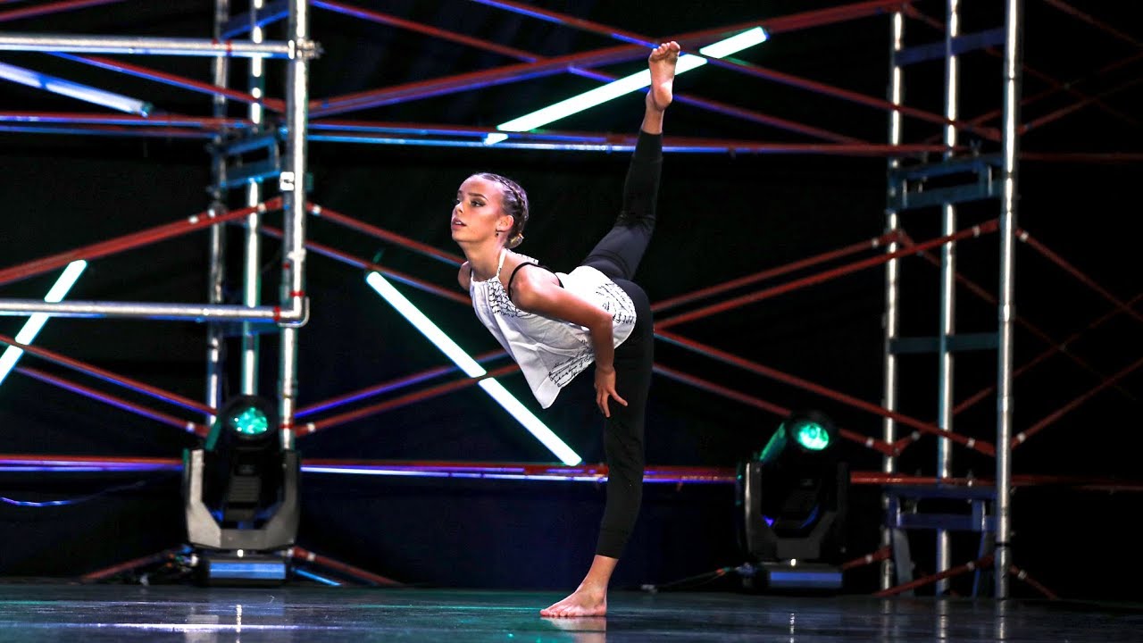 Allie Andrew - Scrawl - YouTube