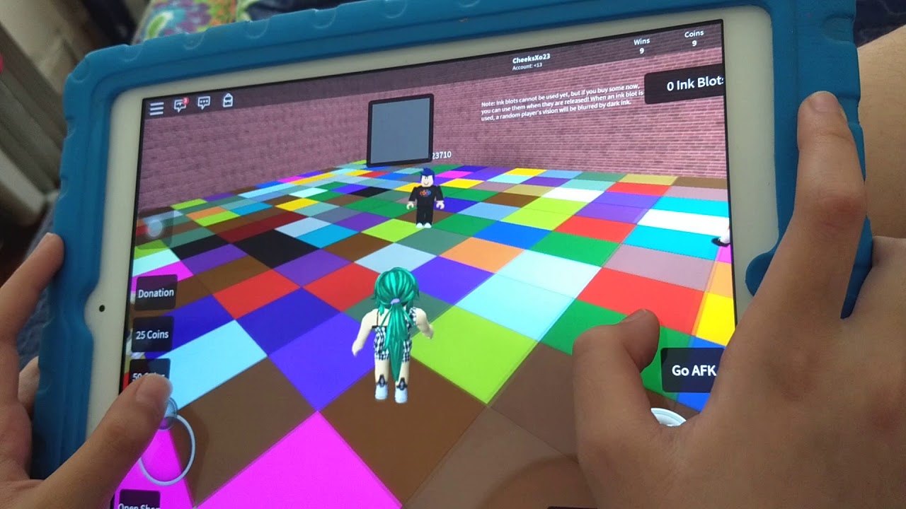 Color Craze On ROBLOX - YouTube