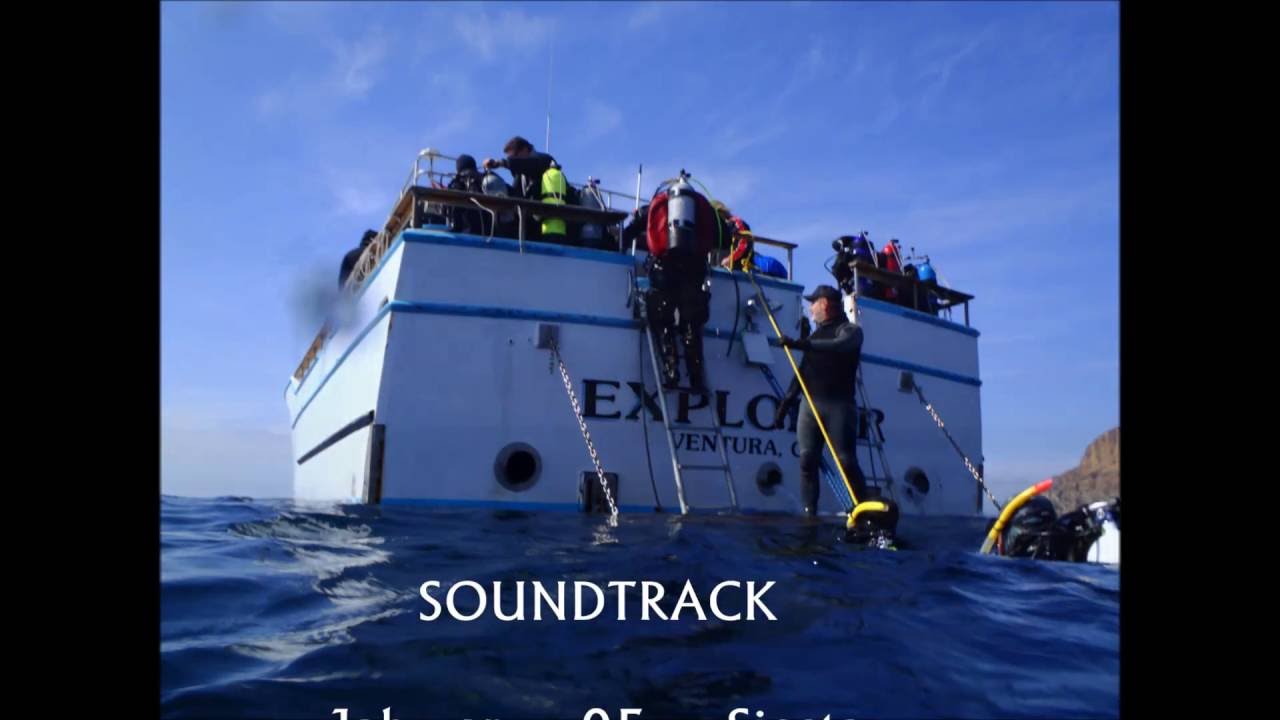 Explorer dive boat - YouTube