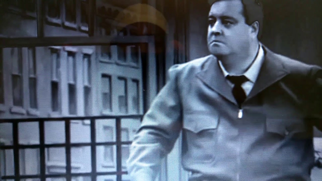 HAR HAR HARDY HAR HAR. (THE HONEYMOONERS)... - YouTube