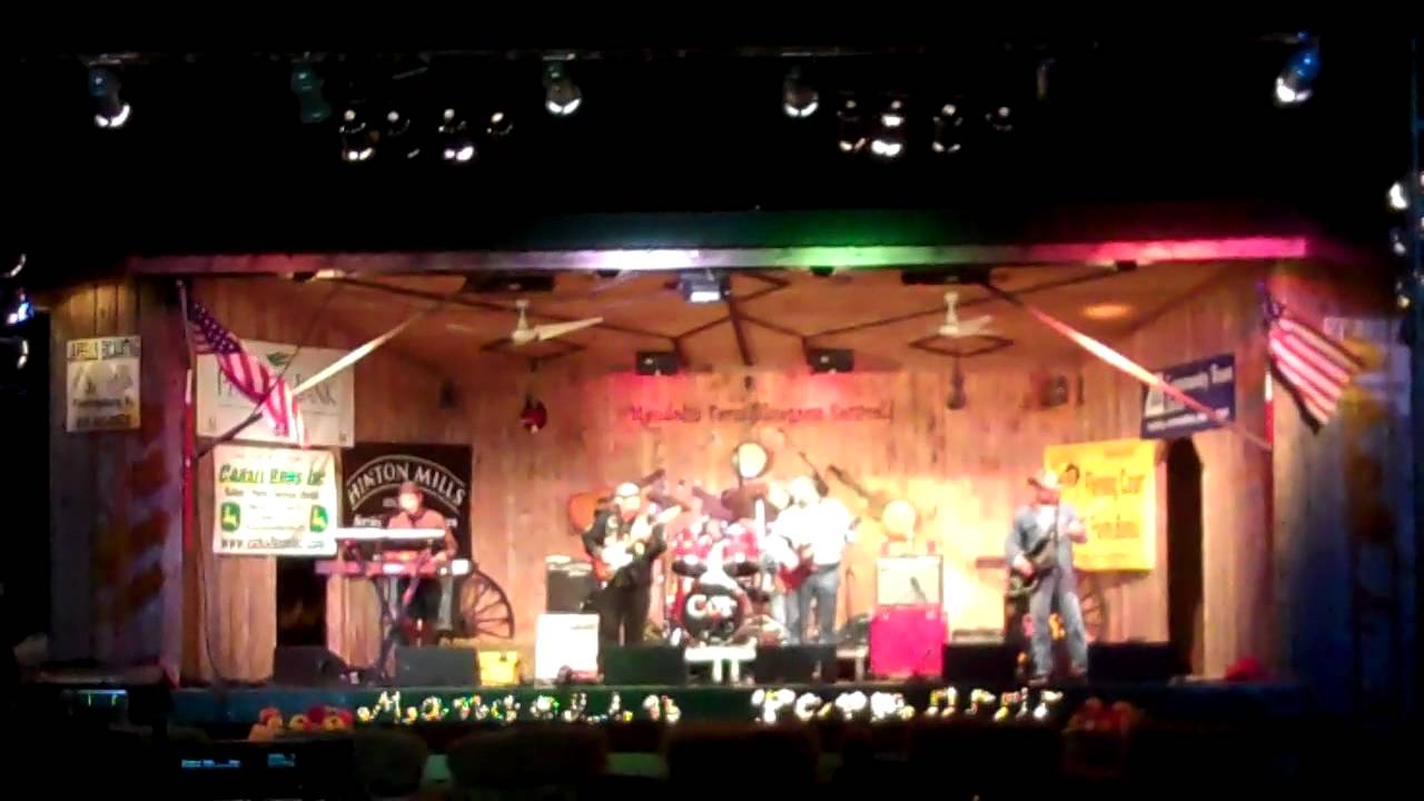 Buddy Myers at the Hoedown in the Holler 2011 - YouTube