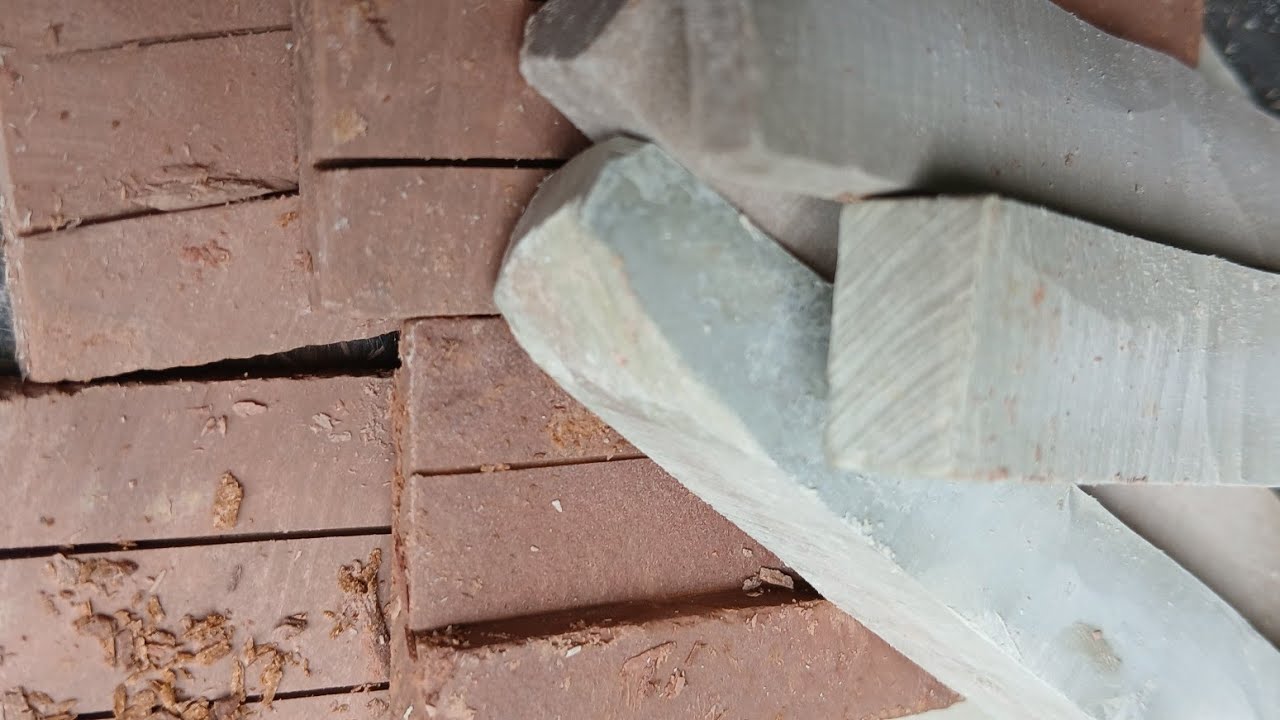 5 red KitKat ♥️ 5 white slate bar wet cleaning - YouTube