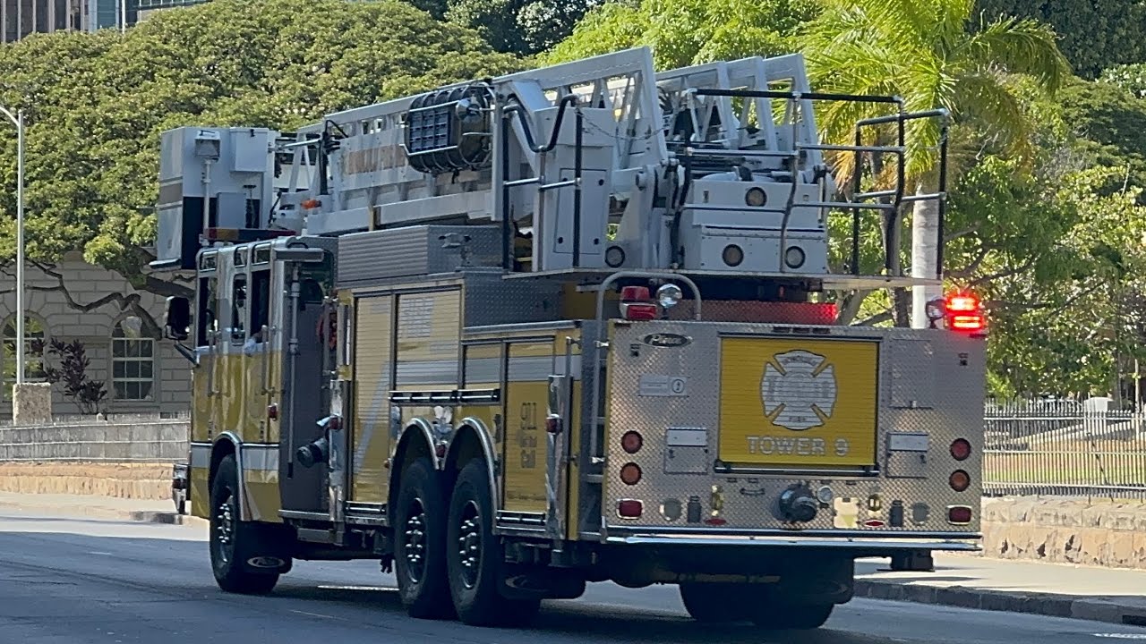 Honolulu fire department station 9 - responding compilation 68 - YouTube