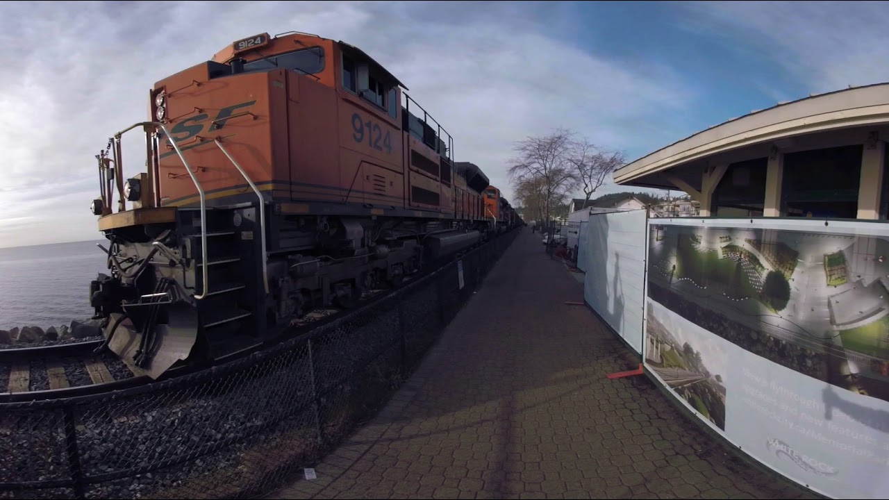 Whiterock BC Train 360 - YouTube