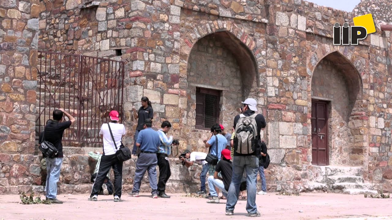 IIP your School of Photography - YouTube